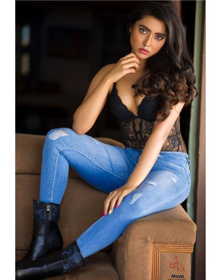 Thea Dsouza : Age, Height, Boyfriend, Family, Career, And More